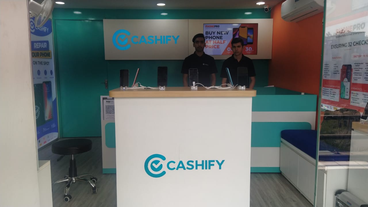 Cashify Buy, Sell and Repair Mobile Offline Store Somdutt Plaza Kanpur