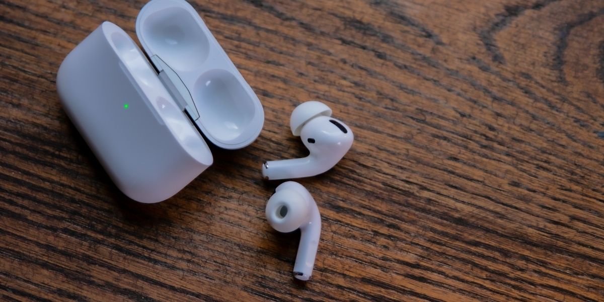 How To Locate Your Lost AirPods Using Find my AirPods Feature | Cashify ...