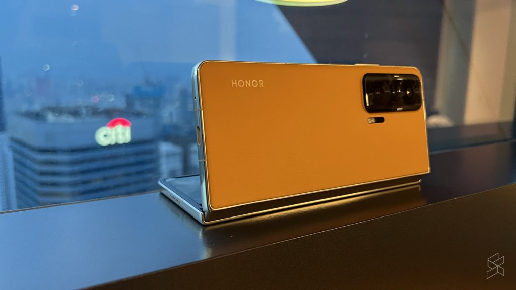 Honor Launches Its First Foldable Smartphone 'Magic V': Price, Specs ...