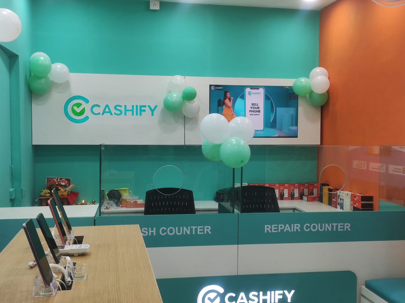 Cashify Offline Store in Howrah Store Kolkata - Sell, Repair Your Old ...