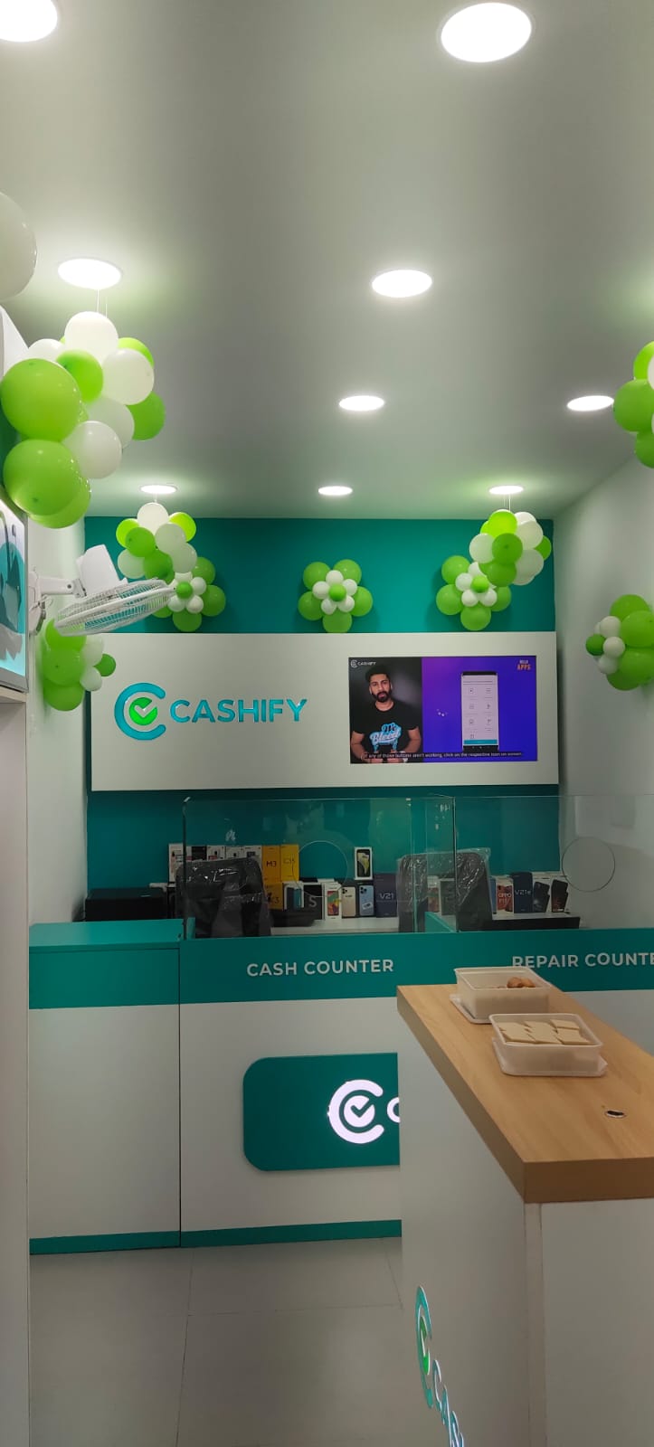 Cashify Offline Store in Kumaran Road Store Tirupur - Sell, Repair Your ...