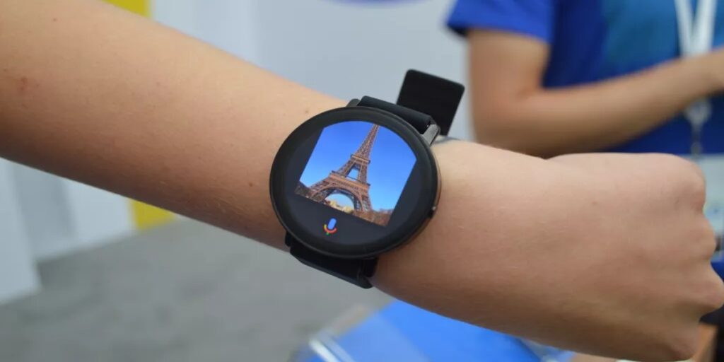 Pixel Watch App Goes Live On Google Play: Details Here! | Cashify News