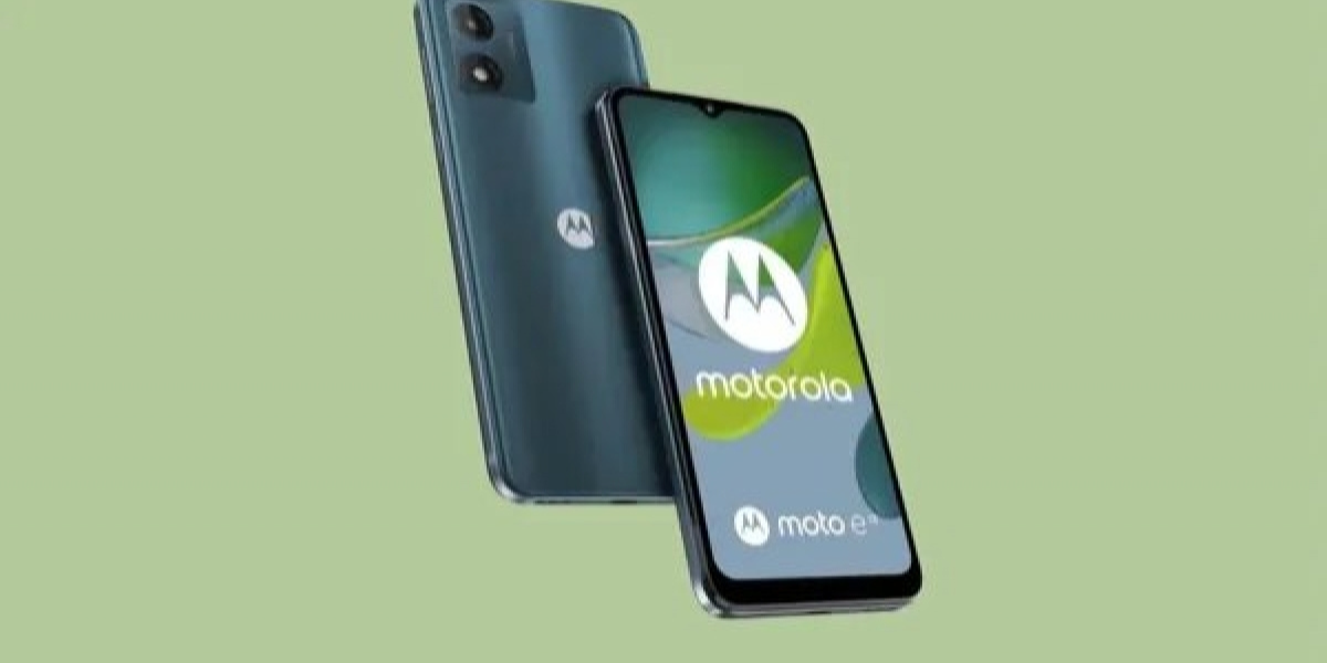 Moto e13 Launches New Variant In India: All Details Here | Cashify News